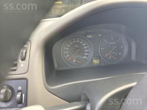 Melns Volvo V50 2007 Ventspils, ar dzinēja tilpumu 1.60 L un nobraukumu 309 tūkst. km par 1250 €, foto 10 vietnē AUTOMOTO.COM.LV
