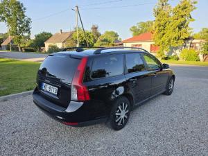 Black Volvo V50 2007 in Ventspils, with an engine capacity of 1.60 L and mileage of 309 thousand km for 1700 €, photo 7 on AUTOMOTO.COM.LV