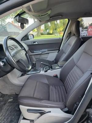 Black Volvo V50 2007 in Ventspils, with an engine capacity of 1.60 L and mileage of 309 thousand km for 1700 €, photo 10 on AUTOMOTO.COM.LV