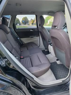Black Volvo V50 2007 in Ventspils, with an engine capacity of 1.60 L and mileage of 309 thousand km for 1700 €, photo 16 on AUTOMOTO.COM.LV