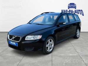 Black Volvo V50 2007 in Riga, with an engine capacity of 2.00 L and mileage of 327 thousand km for 1800 €, photo  on AUTOMOTO.COM.LV