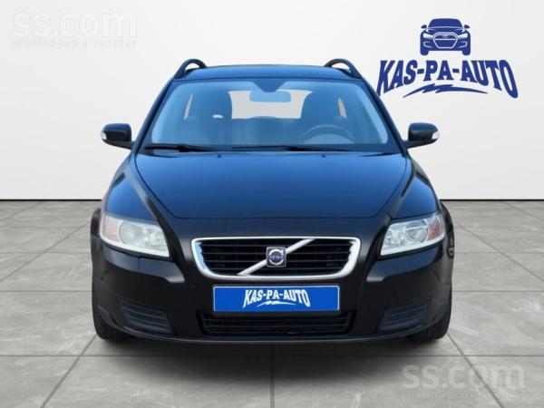 Черный Вольво В50 2007 в Рига, объемом двигателя 2.00 л и пробегом 327 тыс. км за 1800 €, фото 3 на AUTOMOTO.COM.LV
