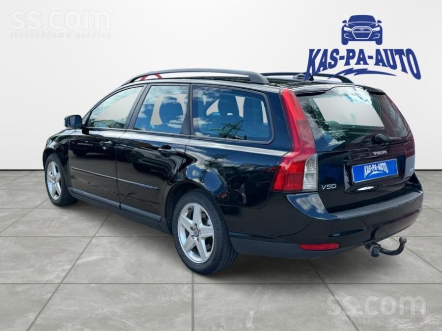 Черный Вольво В50 2007 в Рига, объемом двигателя 2.00 л и пробегом 327 тыс. км за 1800 €, фото 9 на AUTOMOTO.COM.LV