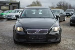 Melns Volvo V50 2007 Liepāja, ar dzinēja tilpumu 2.00 L un nobraukumu 142 tūkst. km par 4250 €, foto 7 vietnē AUTOMOTO.COM.LV