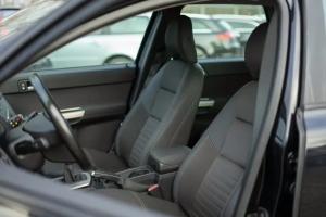 Melns Volvo V50 2007 Liepāja, ar dzinēja tilpumu 2.00 L un nobraukumu 142 tūkst. km par 4250 €, foto 8 vietnē AUTOMOTO.COM.LV