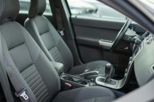 Melns Volvo V50 2007 Liepāja, ar dzinēja tilpumu 2.00 L un nobraukumu 142 tūkst. km par 4250 €, foto 10 vietnē AUTOMOTO.COM.LV