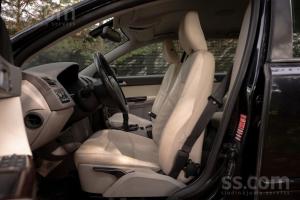 Melns Volvo V50 2007 Tukums, ar dzinēja tilpumu 1.60 L un nobraukumu 246 tūkst. km par 2290 €, foto 10 vietnē AUTOMOTO.COM.LV