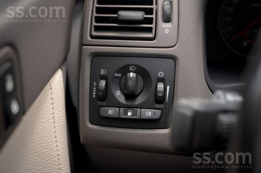 Melns Volvo V50 2007 Tukums, ar dzinēja tilpumu 1.60 L un nobraukumu 246 tūkst. km par 2290 €, foto 15 vietnē AUTOMOTO.COM.LV