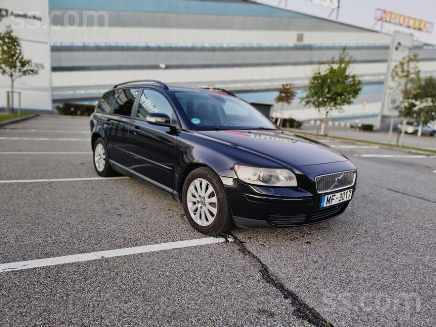 Melns Volvo V50 2007 Rīga, ar dzinēja tilpumu 2.40 L un nobraukumu 277 tūkst. km par 900 €, foto 1 vietnē AUTOMOTO.COM.LV