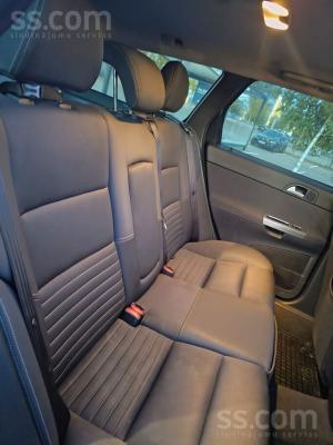 Melns Volvo V50 2007 Rīga, ar dzinēja tilpumu 2.40 L un nobraukumu 277 tūkst. km par 900 €, foto 10 vietnē AUTOMOTO.COM.LV