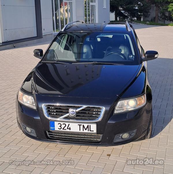 Черный Вольво В50 2008 в Тарту, объемом двигателя 2.00 л и пробегом 321 тыс. км за 3100 €, фото 11 на AUTOMOTO.COM.LV