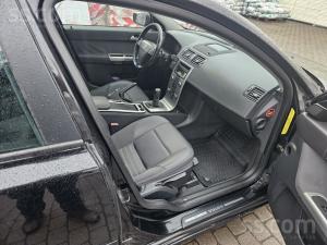 Melns Volvo V50 2008 Jelgava, ar dzinēja tilpumu 2.00 L un nobraukumu 336 tūkst. km par 2500 €, foto 6 vietnē AUTOMOTO.COM.LV