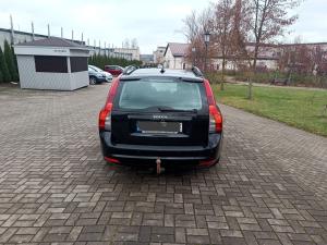 Black Volvo V50 2008 in Siauliai, with an engine capacity of 2.00 L and mileage of 260 thousand km for 1450 €, photo 5 on AUTOMOTO.COM.LV