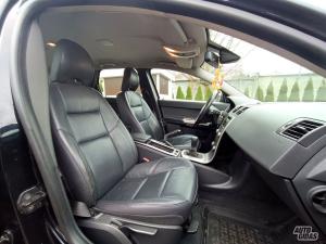 Black Volvo V50 2008 in Siauliai, with an engine capacity of 2.00 L and mileage of 260 thousand km for 1450 €, photo 12 on AUTOMOTO.COM.LV