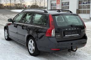 Melns Volvo V50 2008 Valmiera, ar dzinēja tilpumu 2.00 L un nobraukumu 310 tūkst. km par 3000 €, foto 4 vietnē AUTOMOTO.COM.LV