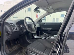 Black Volvo V50 2008 in Rezekne, with an engine capacity of 2.00 L and mileage of 365 thousand km for 2500 €, photo 9 on AUTOMOTO.COM.LV