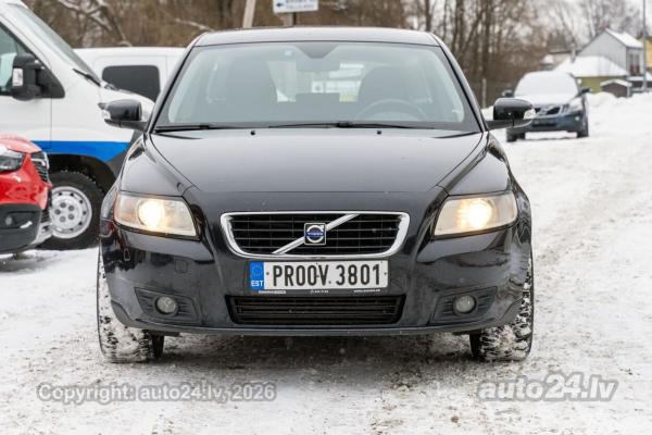 Black Volvo V50 2008 in Tallinn, with an engine capacity of 1.60 L and mileage of 190 thousand km for 3500 €, photo 2 on AUTOMOTO.COM.LV