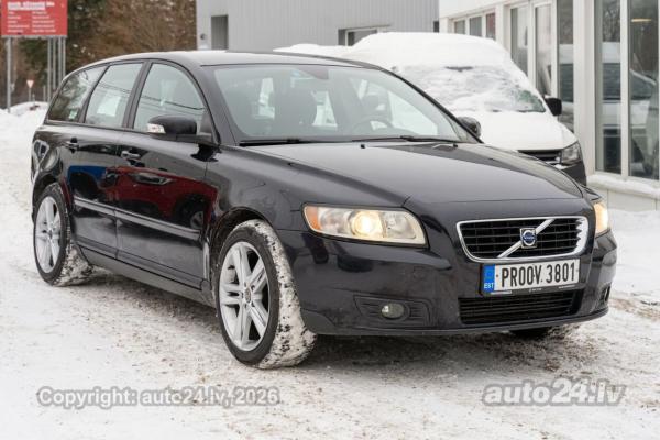 Black Volvo V50 2008 in Tallinn, with an engine capacity of 1.60 L and mileage of 190 thousand km for 3500 €, photo 3 on AUTOMOTO.COM.LV