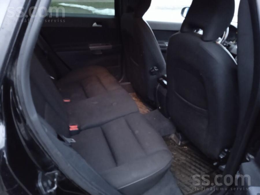 Melns Volvo V50 2008 Rīga, ar dzinēja tilpumu 1.60 L un nobraukumu 260 tūkst. km par 2500 €, foto 12 vietnē AUTOMOTO.COM.LV