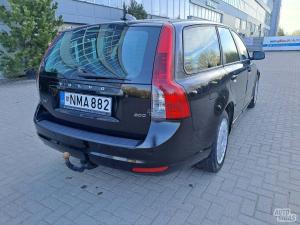 Черный Вольво В50 2008 в Тельшяй, объемом двигателя 2.00 л и пробегом 295 тыс. км за 2150 €, фото 7 на AUTOMOTO.COM.LV