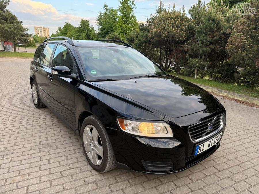 Черный Вольво В50 2008 в Мажейкяй, объемом двигателя 2.00 л и пробегом 274 тыс. км за 2750 €, фото 14 на AUTOMOTO.COM.LV