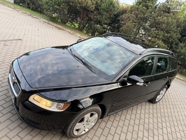 Melns Volvo V50 2008 Mažeikiai, ar dzinēja tilpumu 2.00 L un nobraukumu 274 tūkst. km par 2750 €, foto 7 vietnē AUTOMOTO.COM.LV