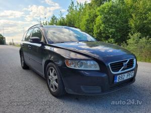 Black Volvo V50 2008 in Tallinn, with an engine capacity of 2.00 L and mileage of 425 thousand km for 1300 €, photo  on AUTOMOTO.COM.LV