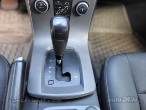 Black Volvo V50 2008 in Tallinn, with an engine capacity of 2.00 L and mileage of 425 thousand km for 1300 €, photo 13 on AUTOMOTO.COM.LV