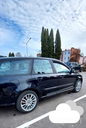 Melns Volvo V50 2008 Bauska, ar dzinēja tilpumu 2.00 L un nobraukumu 255 tūkst. km par 3900 €, foto 15 vietnē AUTOMOTO.COM.LV