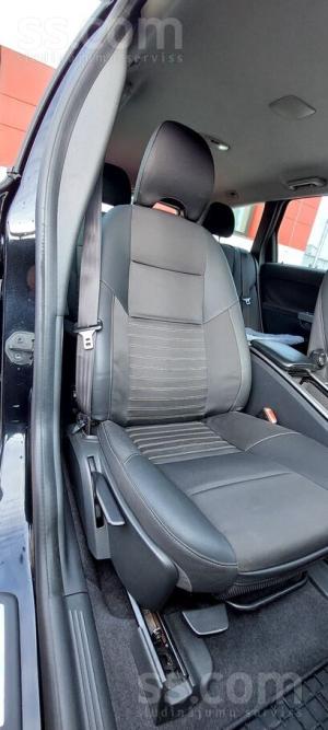 Melns Volvo V50 2008 Bauska, ar dzinēja tilpumu 2.00 L un nobraukumu 255 tūkst. km par 3900 €, foto 17 vietnē AUTOMOTO.COM.LV