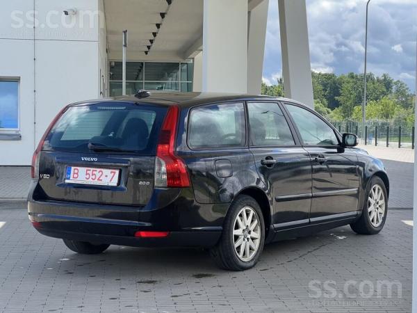 Melns Volvo V50 2008 Rēzekne, ar dzinēja tilpumu 2.00 L un nobraukumu 365 tūkst. km par 2300 €, foto 6 vietnē AUTOMOTO.COM.LV