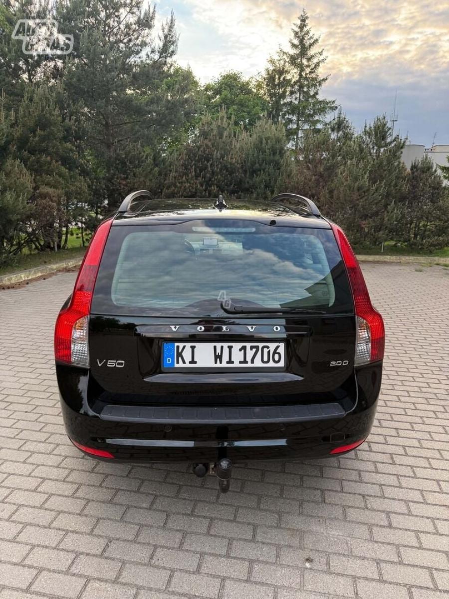Melns Volvo V50 2008 Mažeikiai, ar dzinēja tilpumu 2.00 L un nobraukumu 274 tūkst. km par 2750 €, foto 8 vietnē AUTOMOTO.COM.LV