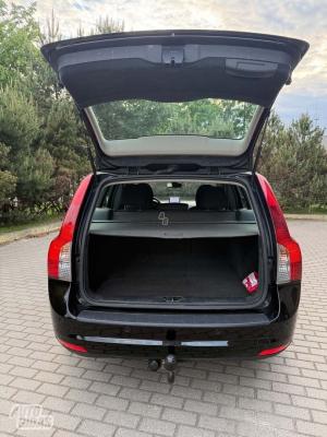 Melns Volvo V50 2008 Mažeikiai, ar dzinēja tilpumu 2.00 L un nobraukumu 274 tūkst. km par 2750 €, foto 11 vietnē AUTOMOTO.COM.LV