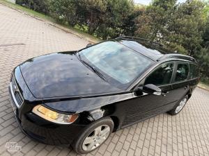 Melns Volvo V50 2008 Mažeikiai, ar dzinēja tilpumu 2.00 L un nobraukumu 274 tūkst. km par 2750 €, foto 20 vietnē AUTOMOTO.COM.LV