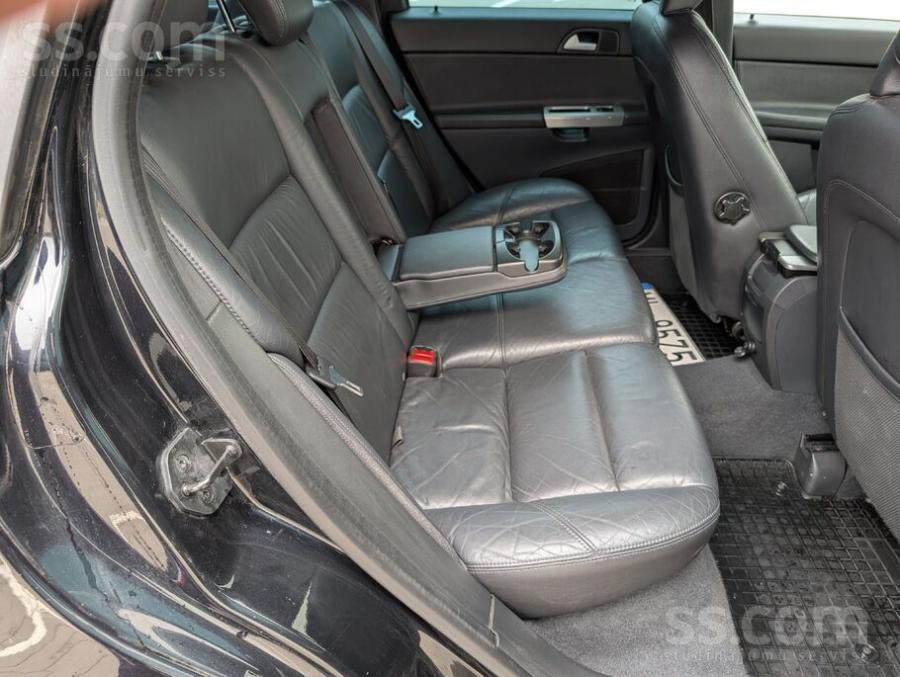 Melns Volvo V50 2008 Rīga, ar dzinēja tilpumu 2.00 L un nobraukumu 360 tūkst. km par 1500 €, foto 15 vietnē AUTOMOTO.COM.LV