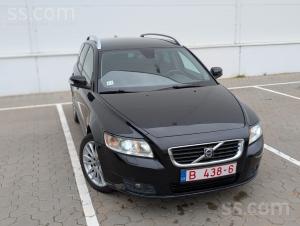 Melns Volvo V50 2008 Rīga, ar dzinēja tilpumu 2.00 L un nobraukumu 360 tūkst. km par 1500 €, foto 21 vietnē AUTOMOTO.COM.LV
