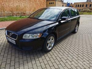 Черный Вольво В50 2008 в Даугавпилс, объемом двигателя 2.00 л и пробегом 298 тыс. км за 3000 €, фото 5 на AUTOMOTO.COM.LV