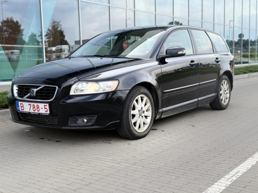 Черный Вольво В50 2008 в Рига, объемом двигателя 2.00 л и пробегом 365 тыс. км за 2695 €, фото 12 на AUTOMOTO.COM.LV