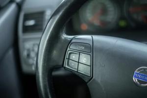 Черный Вольво В50 2008 в Лиепая, объемом двигателя 2.00 л и пробегом 336 тыс. км за 4250 €, фото 17 на AUTOMOTO.COM.LV