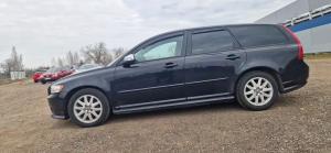 Melns Volvo V50 2008 Daugavpils, ar dzinēja tilpumu 2.00 L un nobraukumu 280 tūkst. km par 3500 €, foto 3 vietnē AUTOMOTO.COM.LV