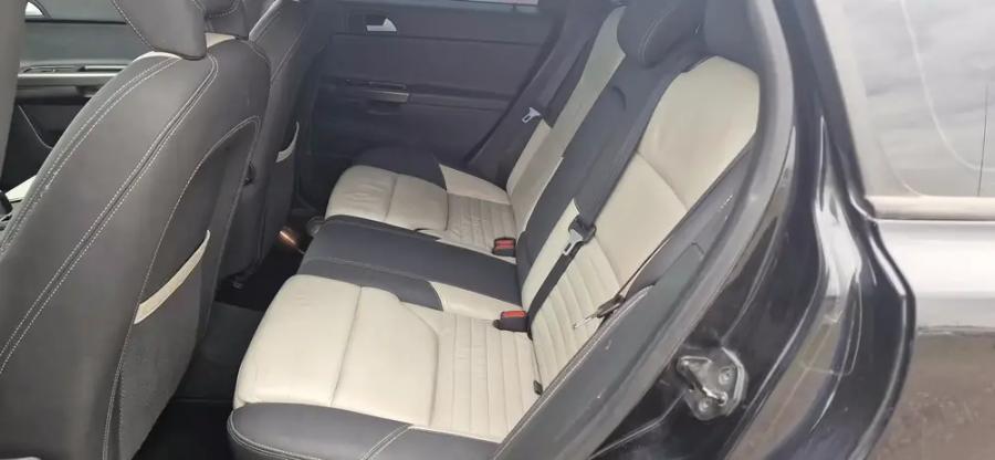 Melns Volvo V50 2008 Daugavpils, ar dzinēja tilpumu 2.00 L un nobraukumu 280 tūkst. km par 3500 €, foto 20 vietnē AUTOMOTO.COM.LV