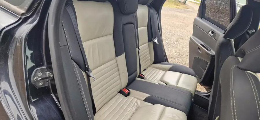 Melns Volvo V50 2008 Daugavpils, ar dzinēja tilpumu 2.00 L un nobraukumu 280 tūkst. km par 3500 €, foto 21 vietnē AUTOMOTO.COM.LV