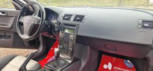Melns Volvo V50 2008 Daugavpils, ar dzinēja tilpumu 2.00 L un nobraukumu 280 tūkst. km par 3500 €, foto 23 vietnē AUTOMOTO.COM.LV