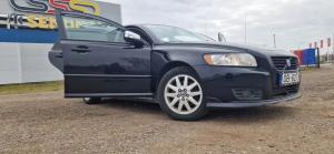 Melns Volvo V50 2008 Daugavpils, ar dzinēja tilpumu 2.00 L un nobraukumu 280 tūkst. km par 3500 €, foto 31 vietnē AUTOMOTO.COM.LV