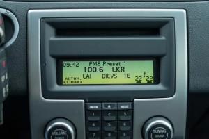 Melns Volvo V50 2008 Liepāja, ar dzinēja tilpumu 2.00 L un nobraukumu 331 tūkst. km par 4950 €, foto 17 vietnē AUTOMOTO.COM.LV
