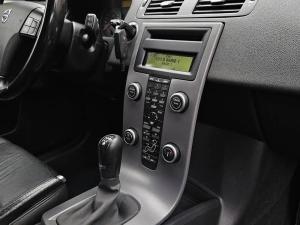 Черный Вольво В50 2008 в Екабпилс, объемом двигателя 1.60 л и пробегом 300 тыс. км за 1990 €, фото 22 на AUTOMOTO.COM.LV