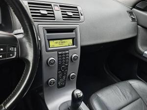 Черный Вольво В50 2008 в Екабпилс, объемом двигателя 1.60 л и пробегом 300 тыс. км за 1990 €, фото 24 на AUTOMOTO.COM.LV