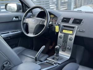 Melns Volvo V50 2008 Jelgava, ar dzinēja tilpumu 2.00 L un nobraukumu 250 tūkst. km par 3900 €, foto 14 vietnē AUTOMOTO.COM.LV