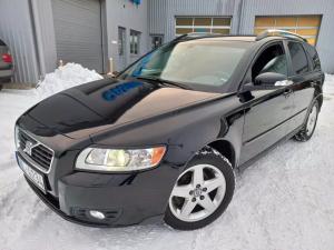 Melns Volvo V50 2008 Rīga, ar dzinēja tilpumu 1.60 L un nobraukumu 140 tūkst. km par 2350 €, foto  vietnē AUTOMOTO.COM.LV