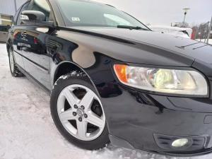 Melns Volvo V50 2008 Rīga, ar dzinēja tilpumu 1.60 L un nobraukumu 140 tūkst. km par 2350 €, foto 6 vietnē AUTOMOTO.COM.LV